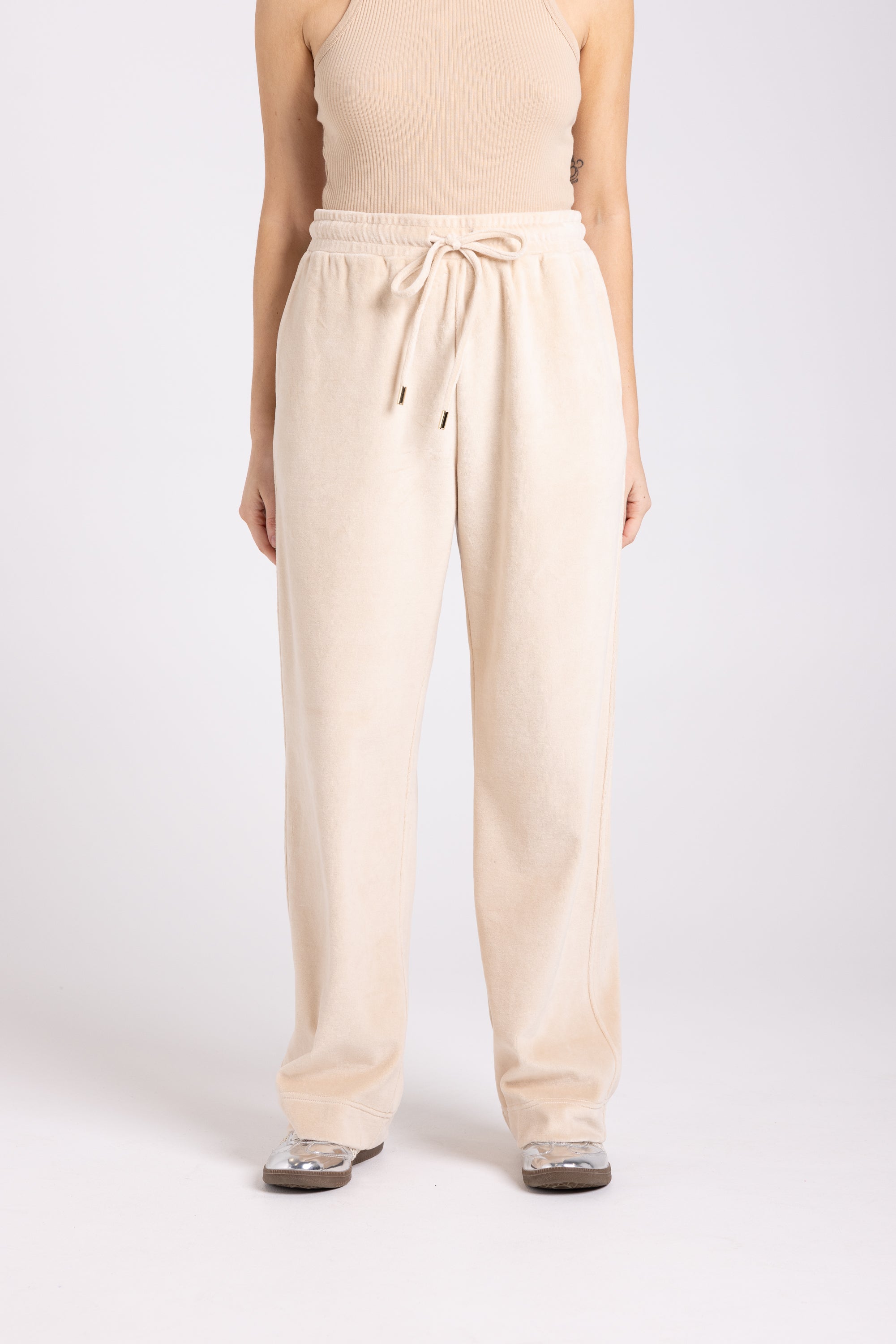 TWO T'S VELOUR PANT – Bay Road Clothes