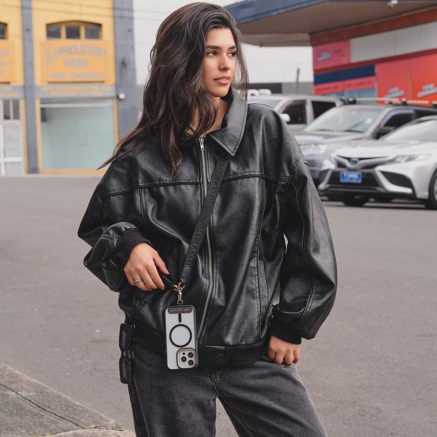 AMY TAYLOR RHEA PHONE STRAP – Bay Road Clothes